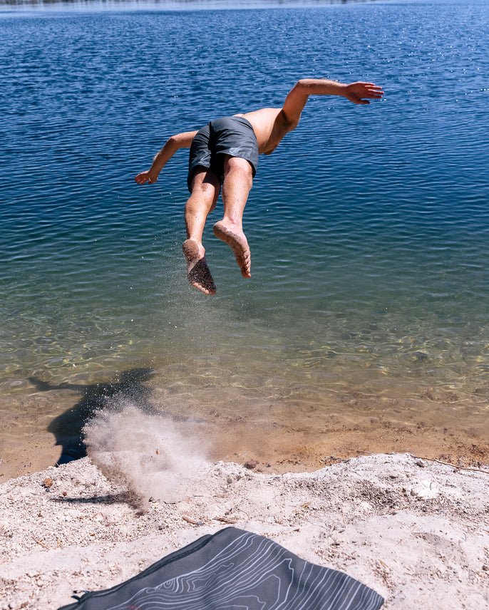 Lightweight Adventure Towels for Travel – Laek